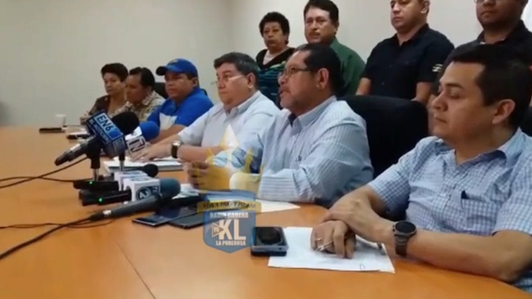 Alcalde Municipal de Mejicanos, Simón Paz, esta tarde una reunió con el ...