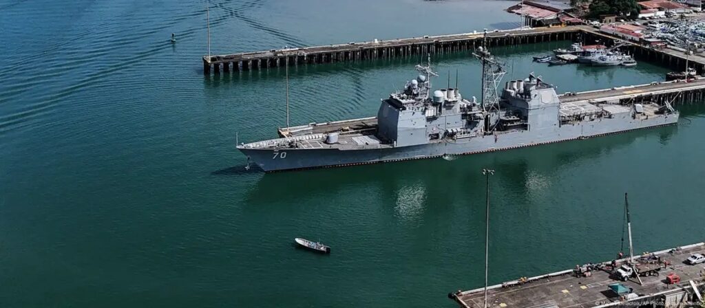 Ecuador libera a sobreviviente de ataque EE.UU. a submarino | Radio ...